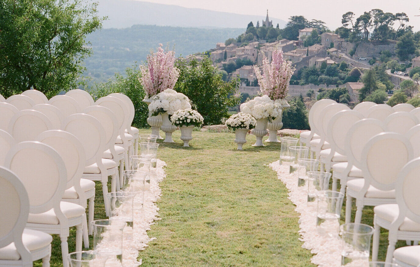 The Top Five Tips On Surviving Your First Plus-Size Bridal Boutique ...